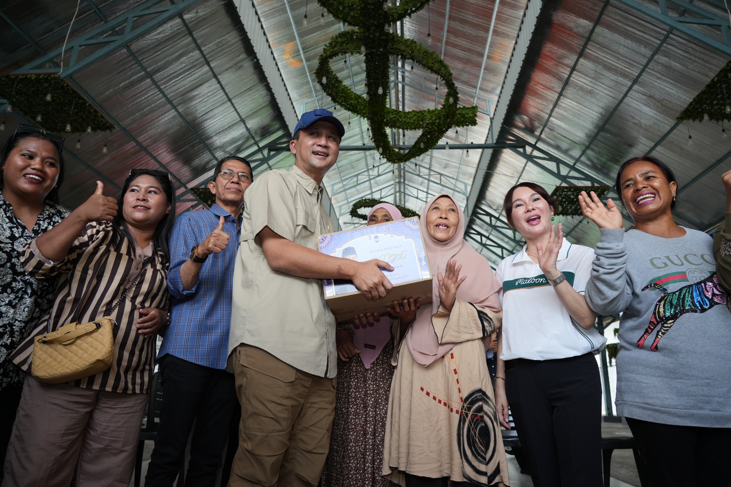 Atensi Presiden, Menteri Transmigrasi Lawatan Ke Rempang didampingi Kepala dan Wakil Kepala BP ...